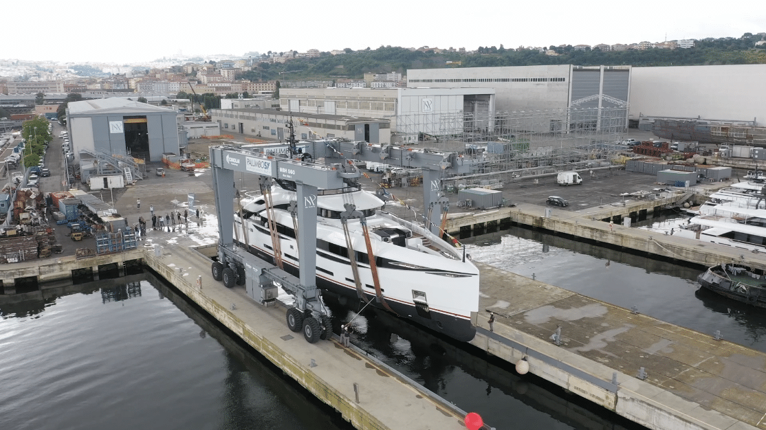 ISA GT45 - SUPERYACHT TV