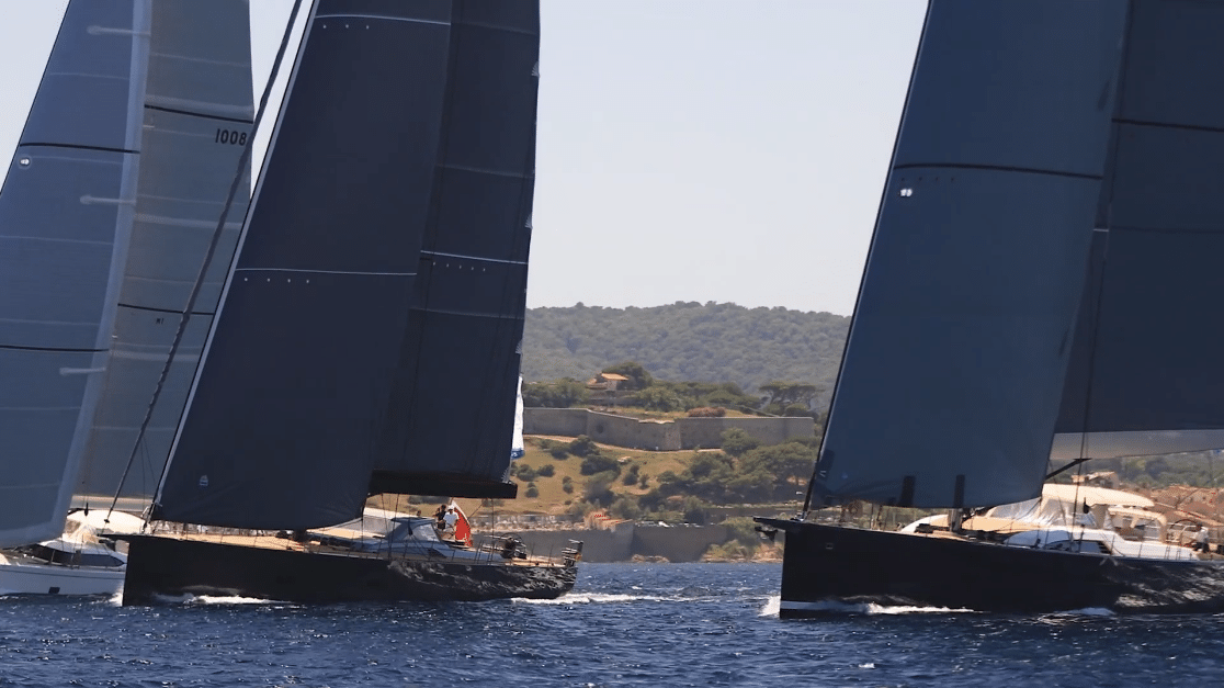 Southern Wind SW108 hybrid - SUPERYACHT TV